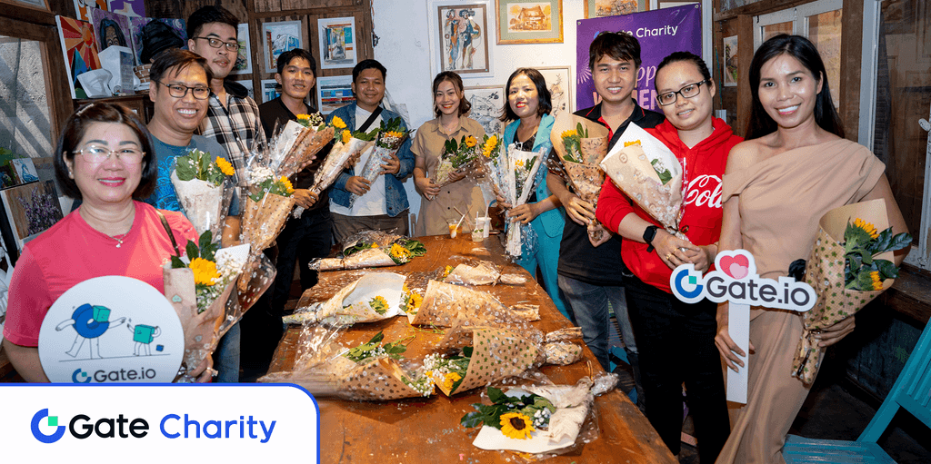 Gate Charity's Flower Workshop Brings Joy to Elderly in HCM City - gate ...