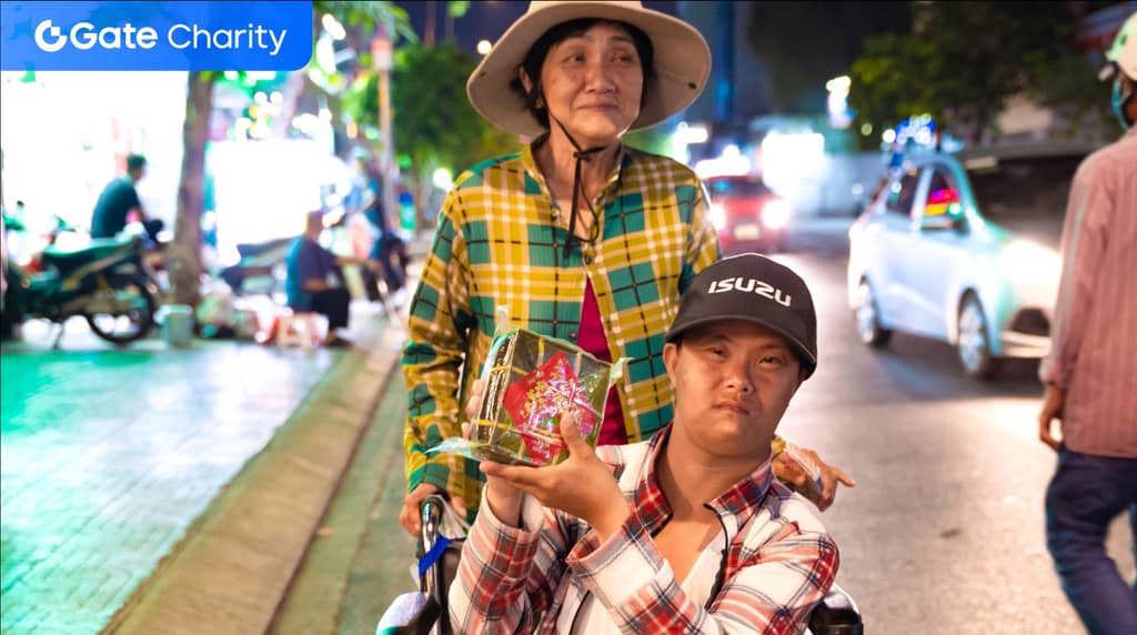 Gate Charity Delivers Donations to Homeless in Vietnam, Spreads Joy ...